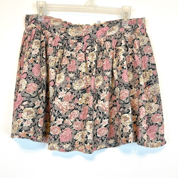 New Look | Skirts | New Look Floral Mini Skirt | Poshmark
